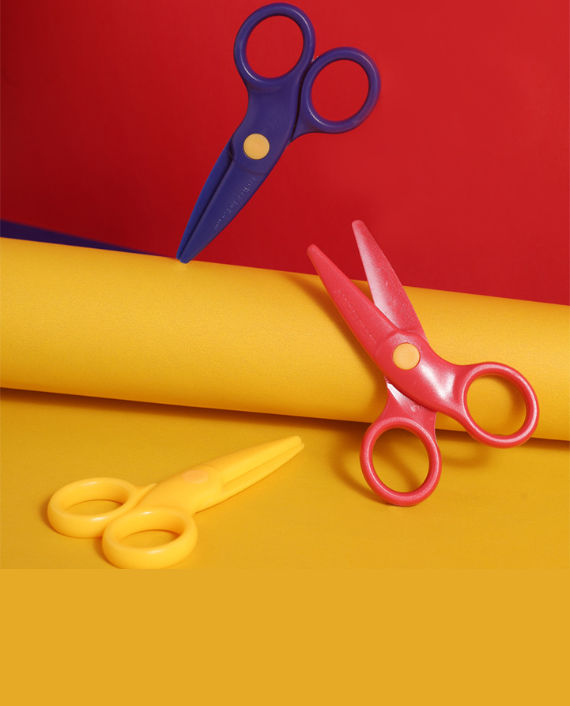 Buy Wanderlong Flower Monaco Kid's Scissors FM600058 - Red in Qatar ...