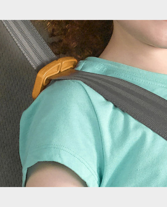 Buy Chicco GoFit Plus Backless Booster Seat in Qatar - AlaneesQatar.Qa