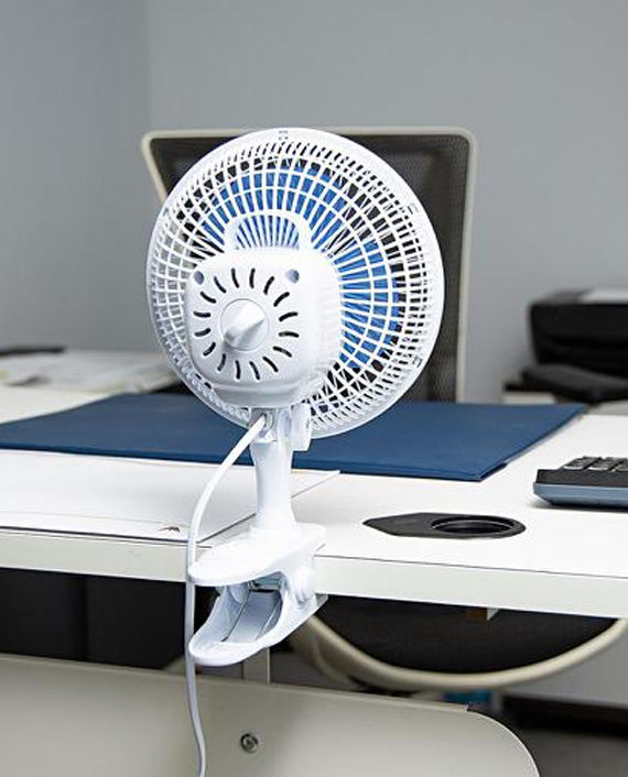 Buy Geepas GF9608 6-inch 2 in 1 2 Speed Table Fan with Clip in Qatar ...
