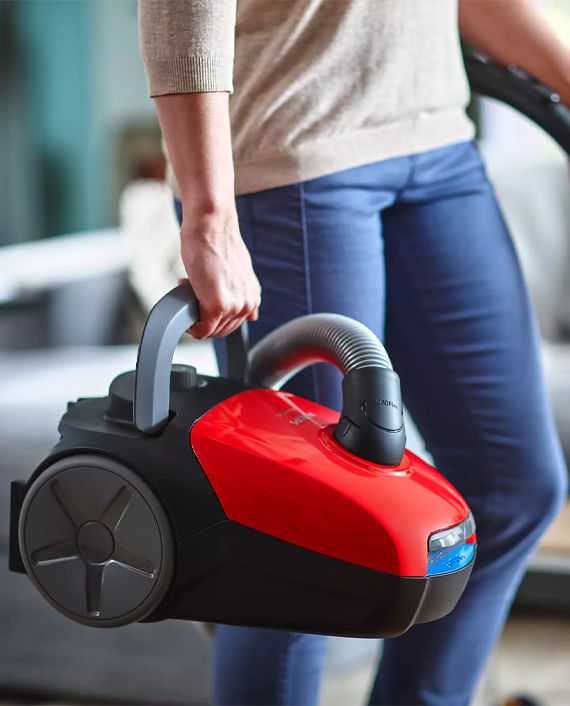 Buy Philips FC8293/62 PowerGo Vacuum Cleaner with Bag Sporty Red in ...