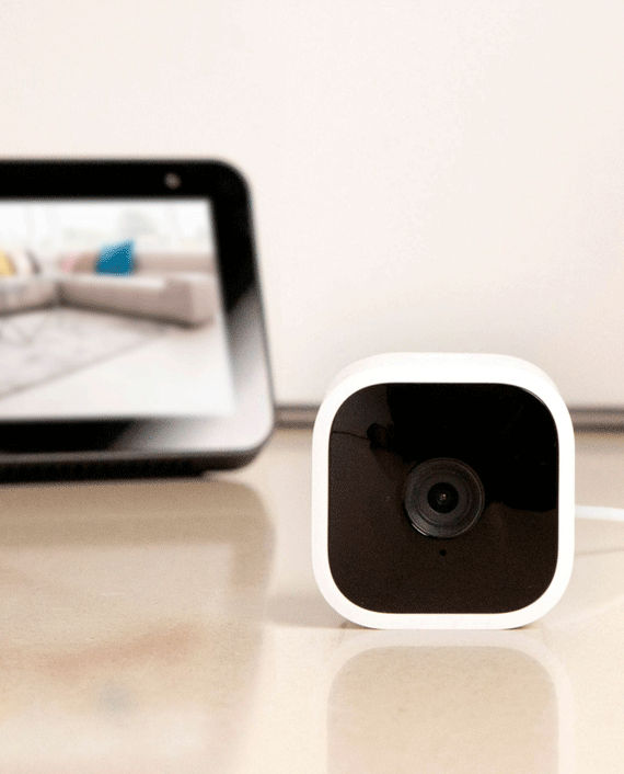 Buy Blink Mini Indoor Plug in HD Smart Security Camera White in Qatar ...