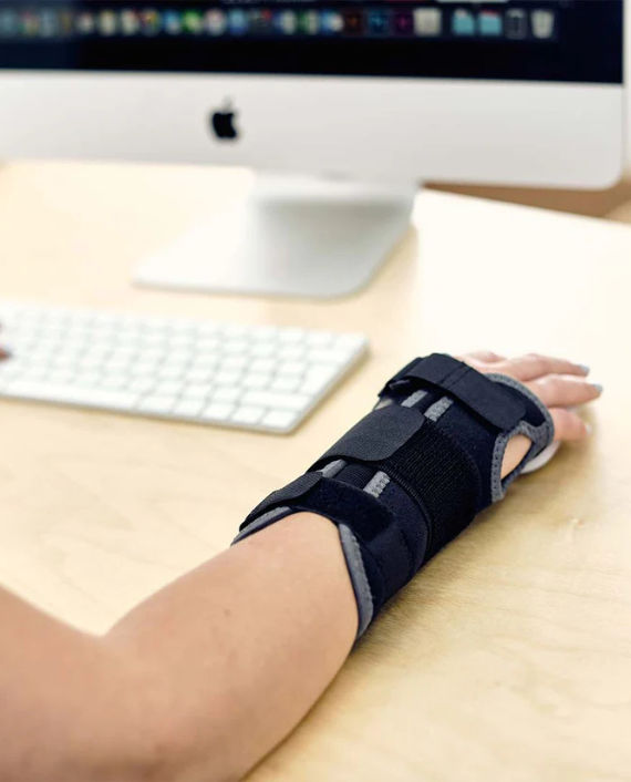 Buy Kedley Aero-Tech Neoprene Wrist Splint in Qatar - AlaneesQatar.Qa